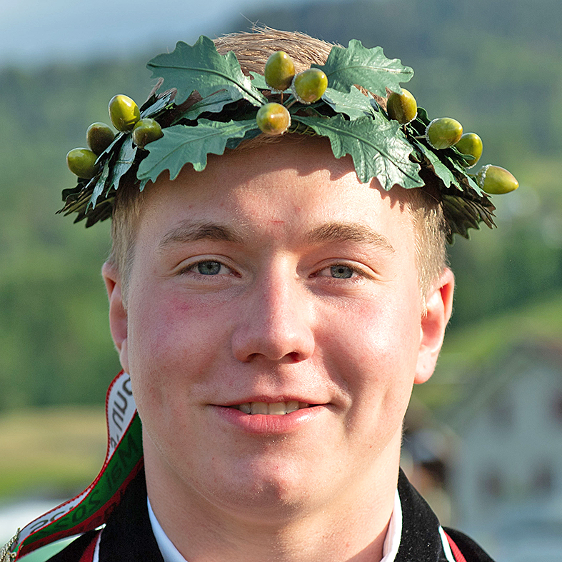 Schwingerportrait von Gabriel Simon | Schlussgang